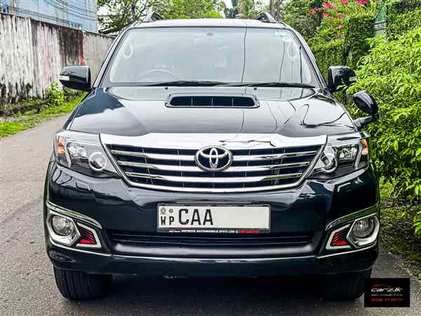 TOYOTA FORTUNER V 2013 BLUE FOR SALE - Carz.lk